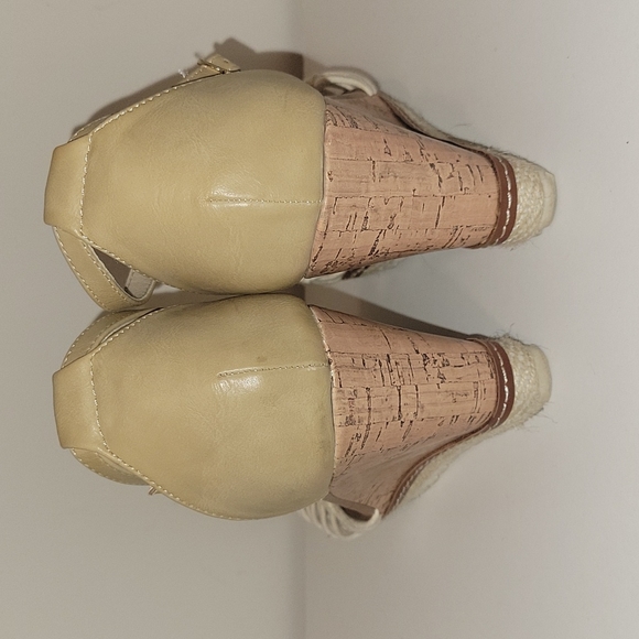 dominique nicole | Shoes | Women Dominique Nicole Wedge Heels | Poshmark